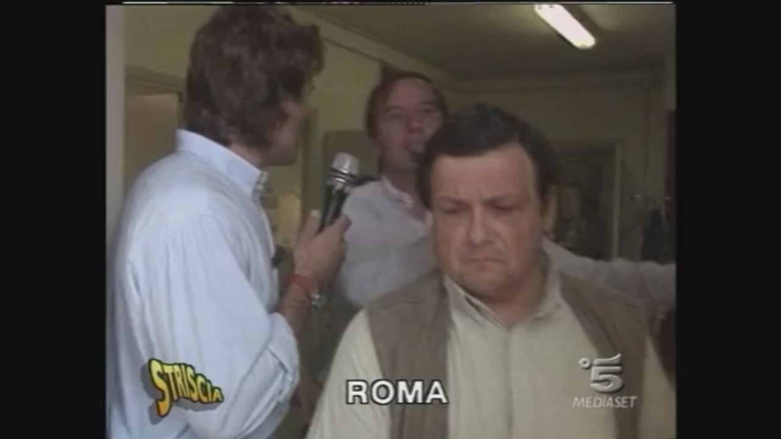 L’esordio da Inviato di Jimmy Ghione - Striscia la notizia