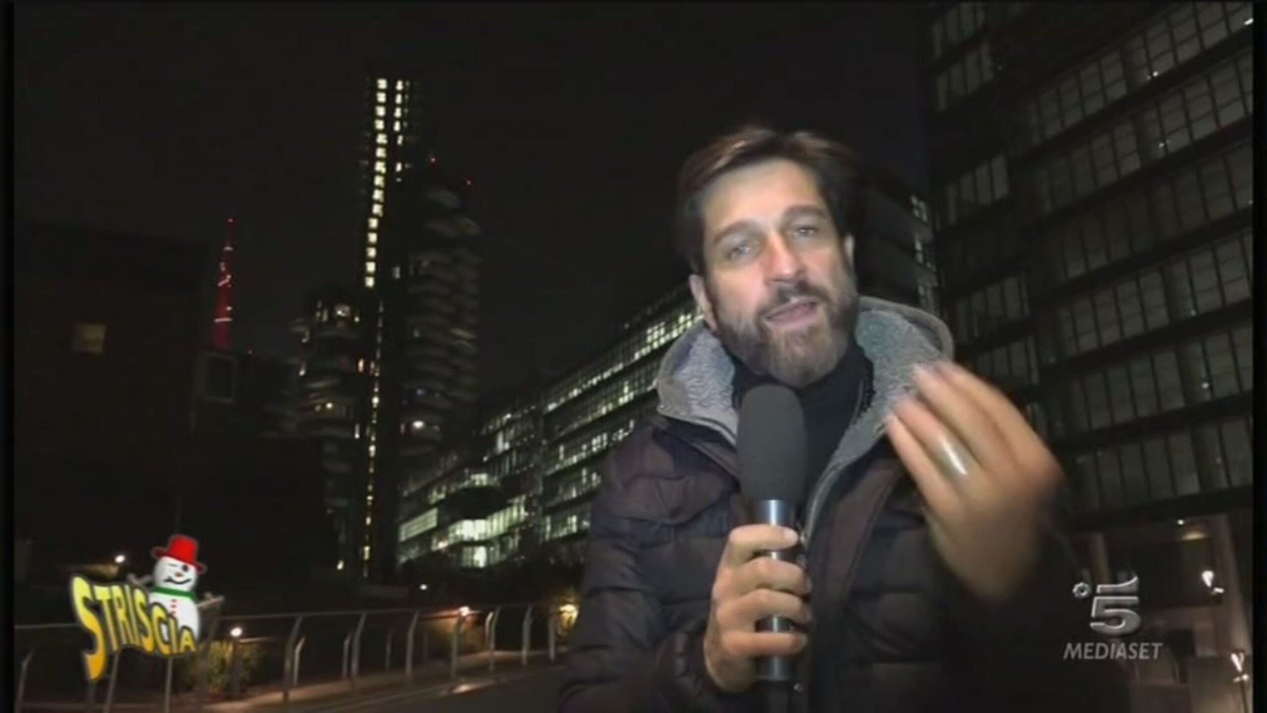 Botti di Capodanno - Striscia la notizia