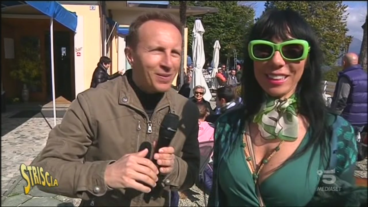 Gli Striscioni di Militello sul calcio - Striscia la notizia