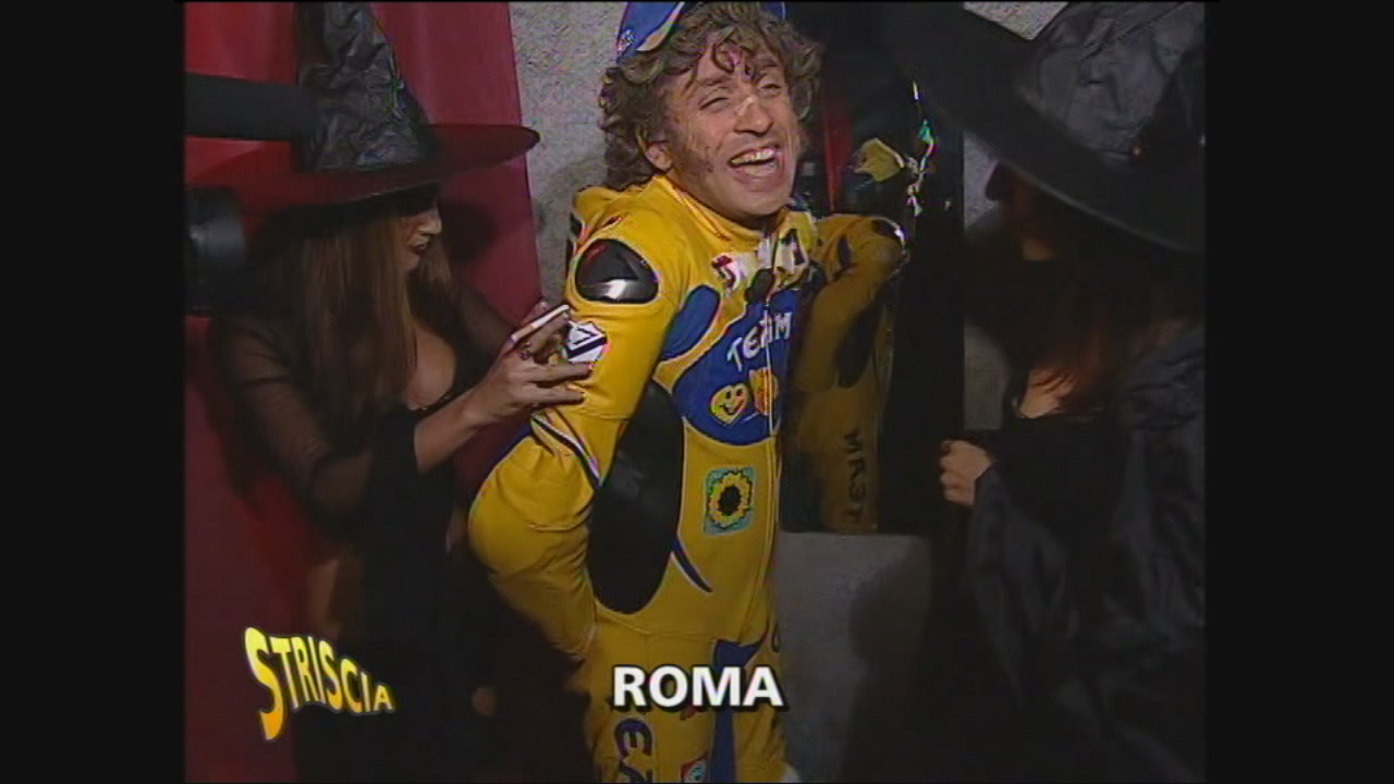 La notte di Halloween per Valentino - Striscia la notizia