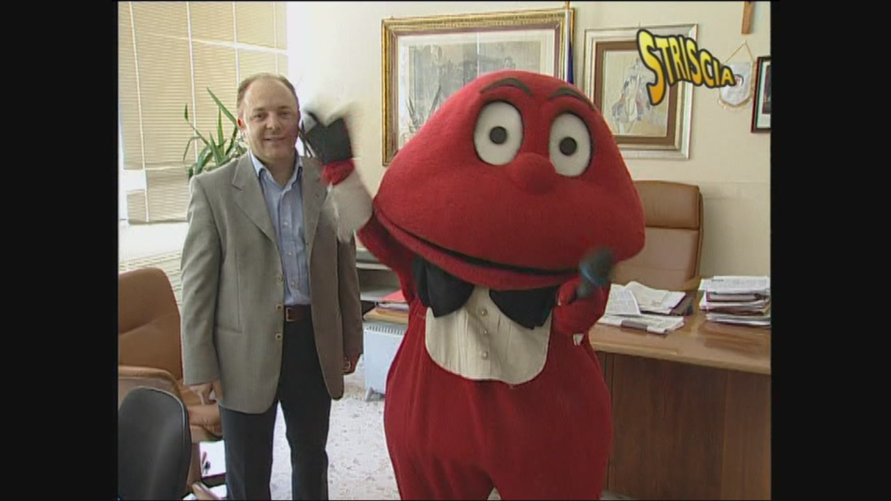 Il Gabibbo a Cosenza - Striscia la notizia