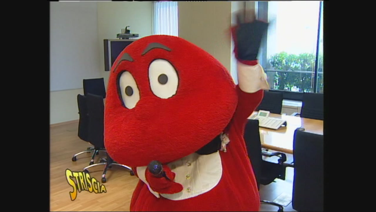 Gabibbo di nuovo alla Telecom - Striscia la notizia