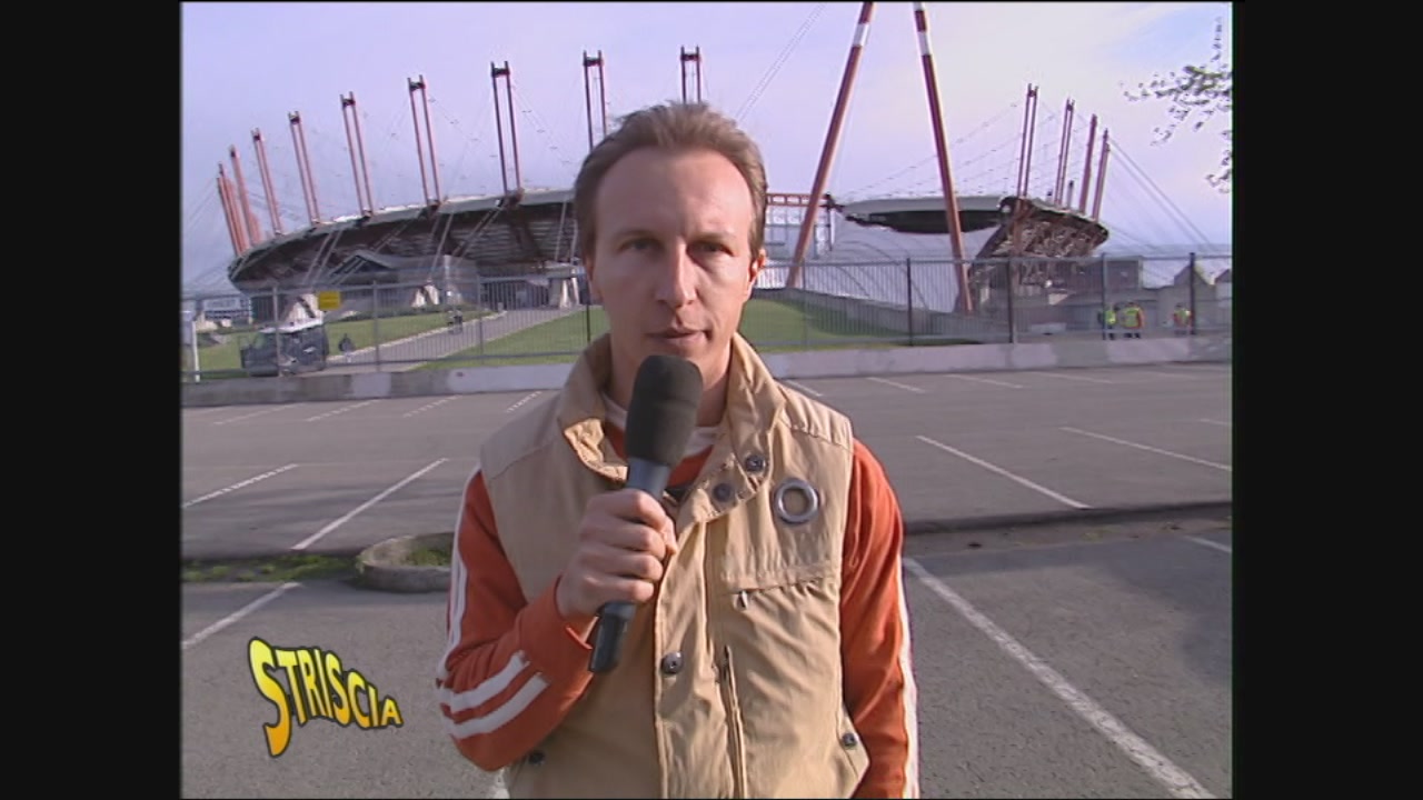 Militello e la galleria degli striscioni - Striscia la notizia