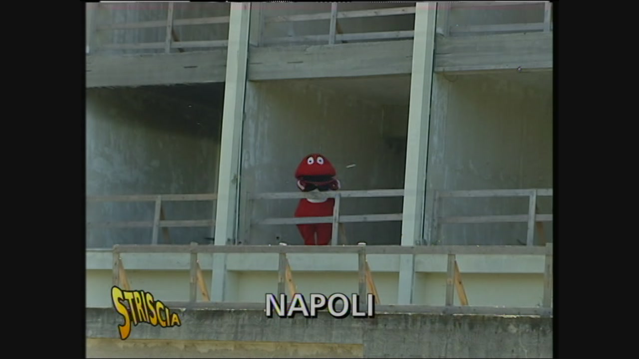 Il Gabibbo e la scuola alberghiera - Striscia la notizia