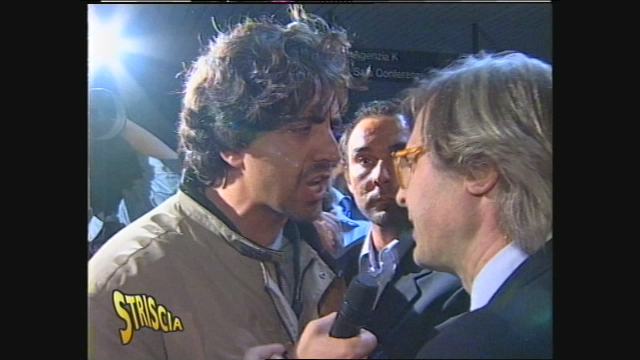 Tapiro d’oro a Vittorio Sgarbi - Striscia la notizia