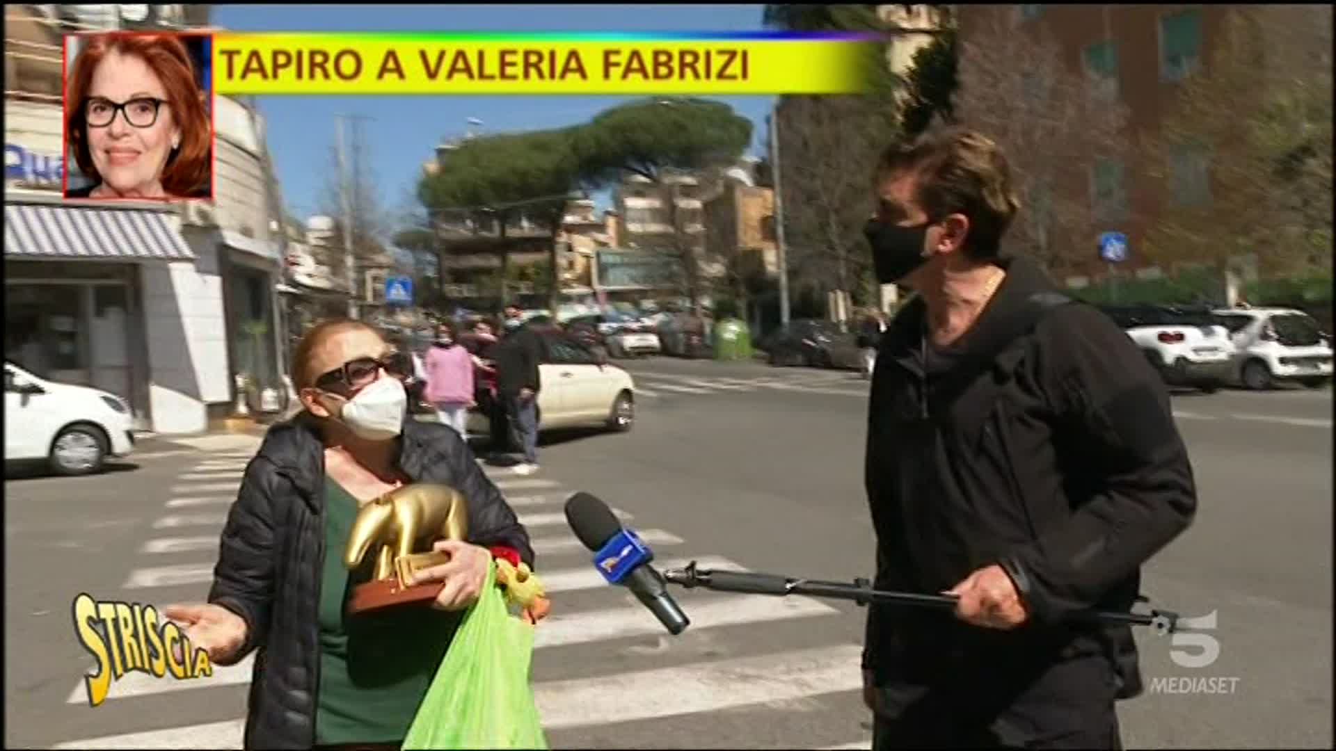Tapiro d’oro a Valeria Fabrizi - Striscia la notizia
