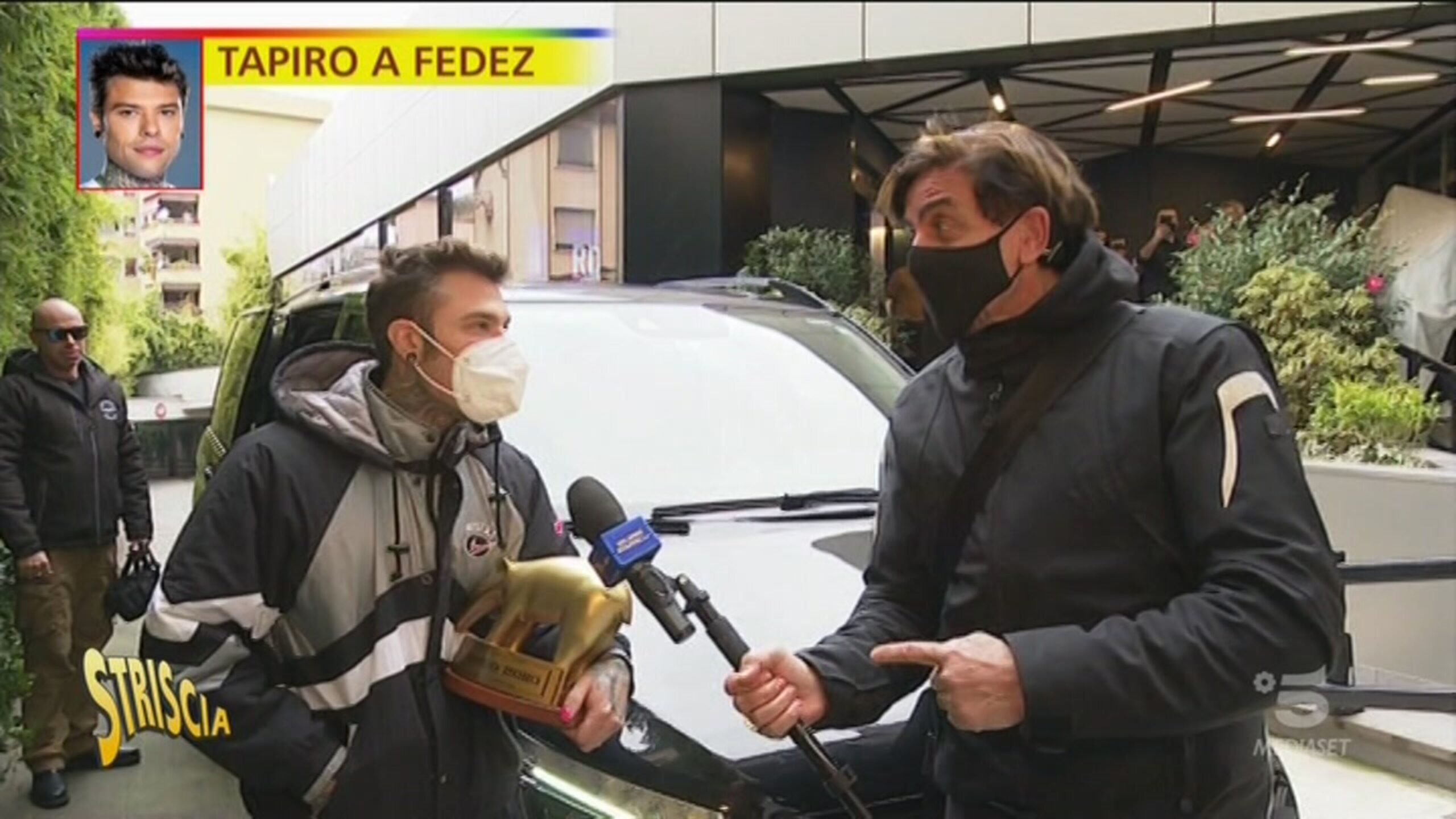 Tapiro d’oro a Fedez (che si candida come conduttore di Striscia ...