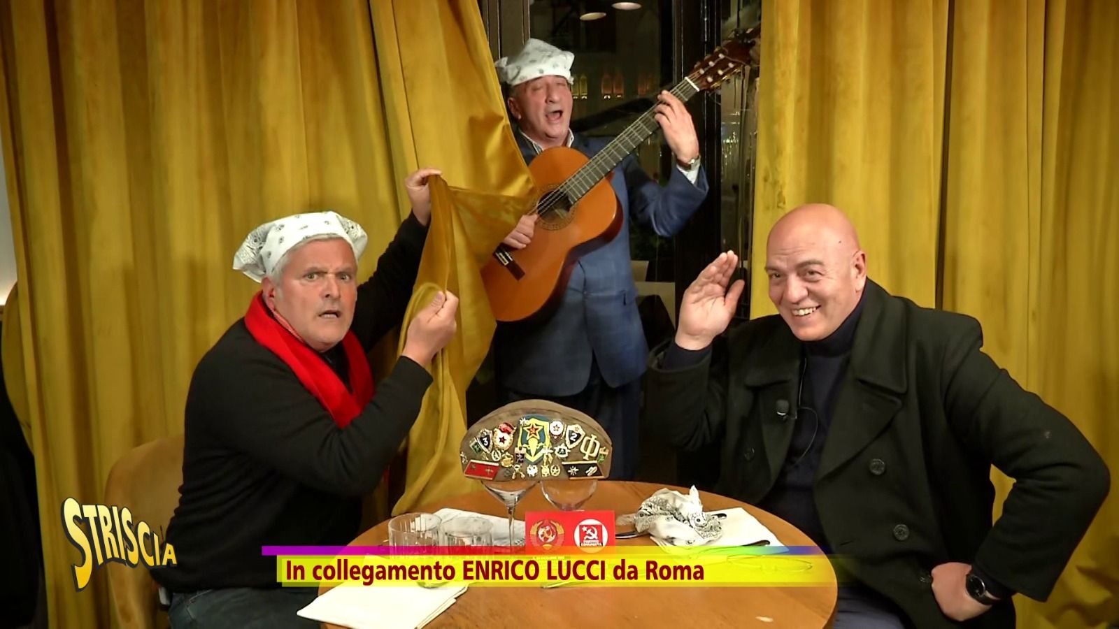 Enrico Lucci con Marco Rizzo e Mariano Apicella - Striscia la notizia