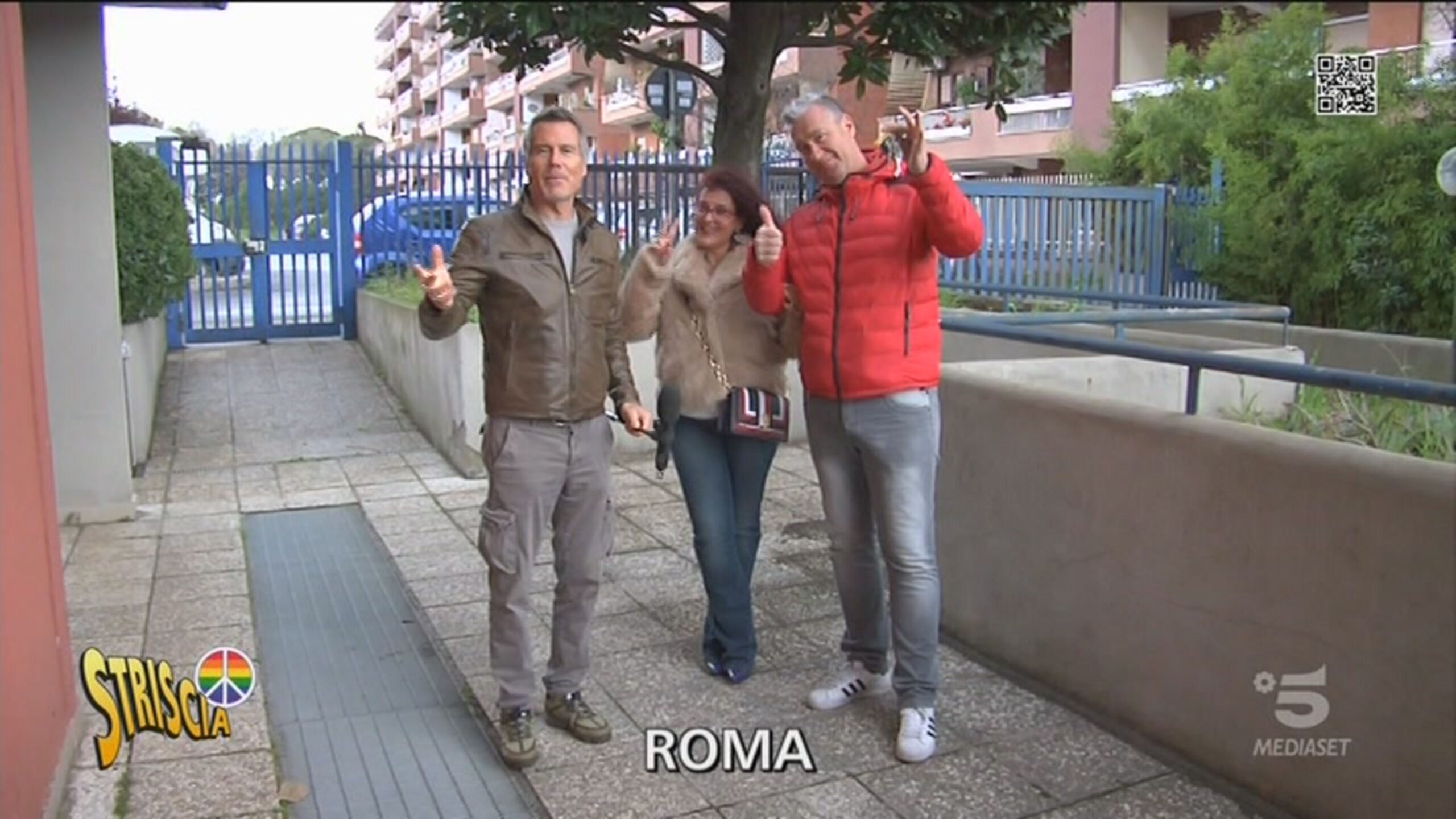 Jimmy Ghione il nostro inviato - Striscia la Notizia
