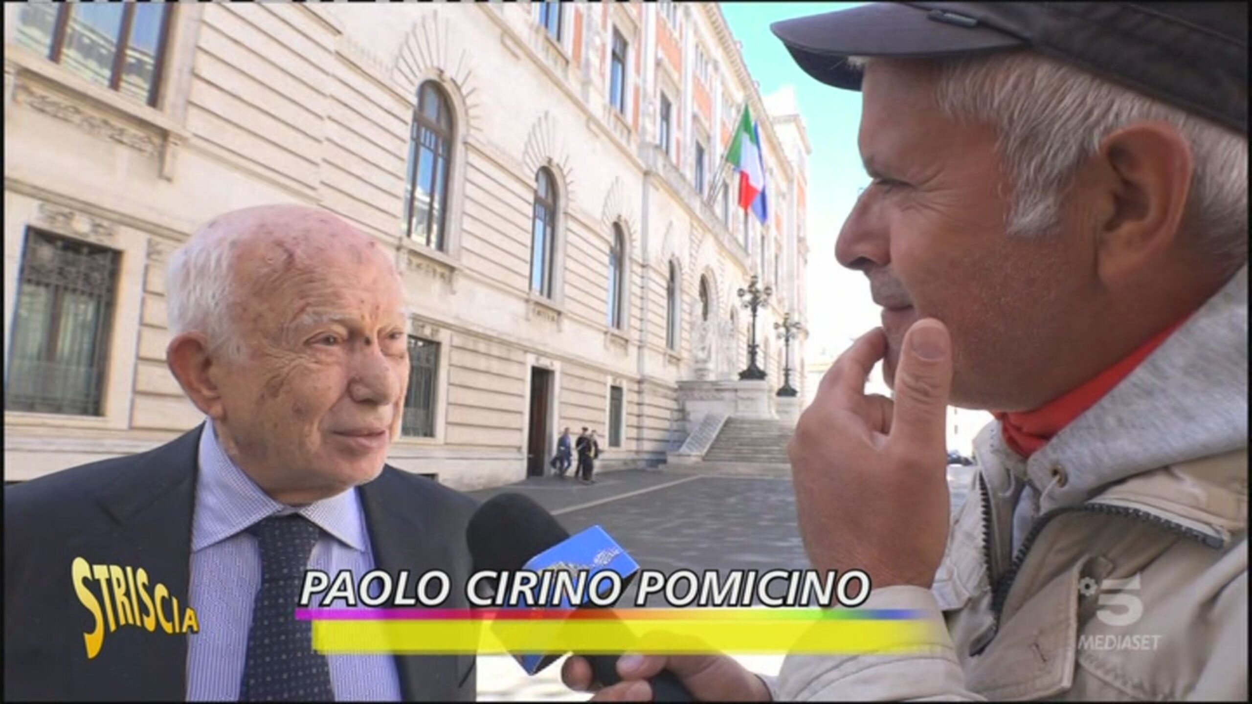 Politica, tra promesse impossibili e proposte irrinunciabili - Striscia ...