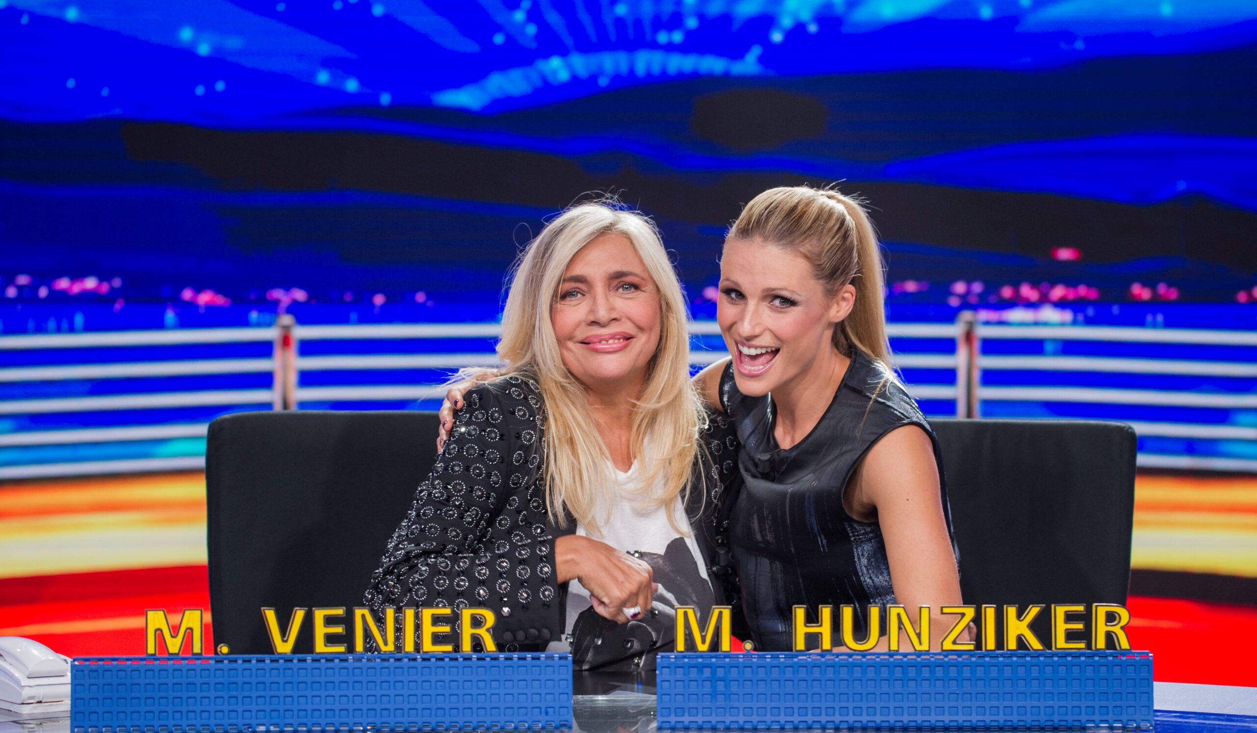 Mara Venier e Michelle Hunziker – Striscia la notizia