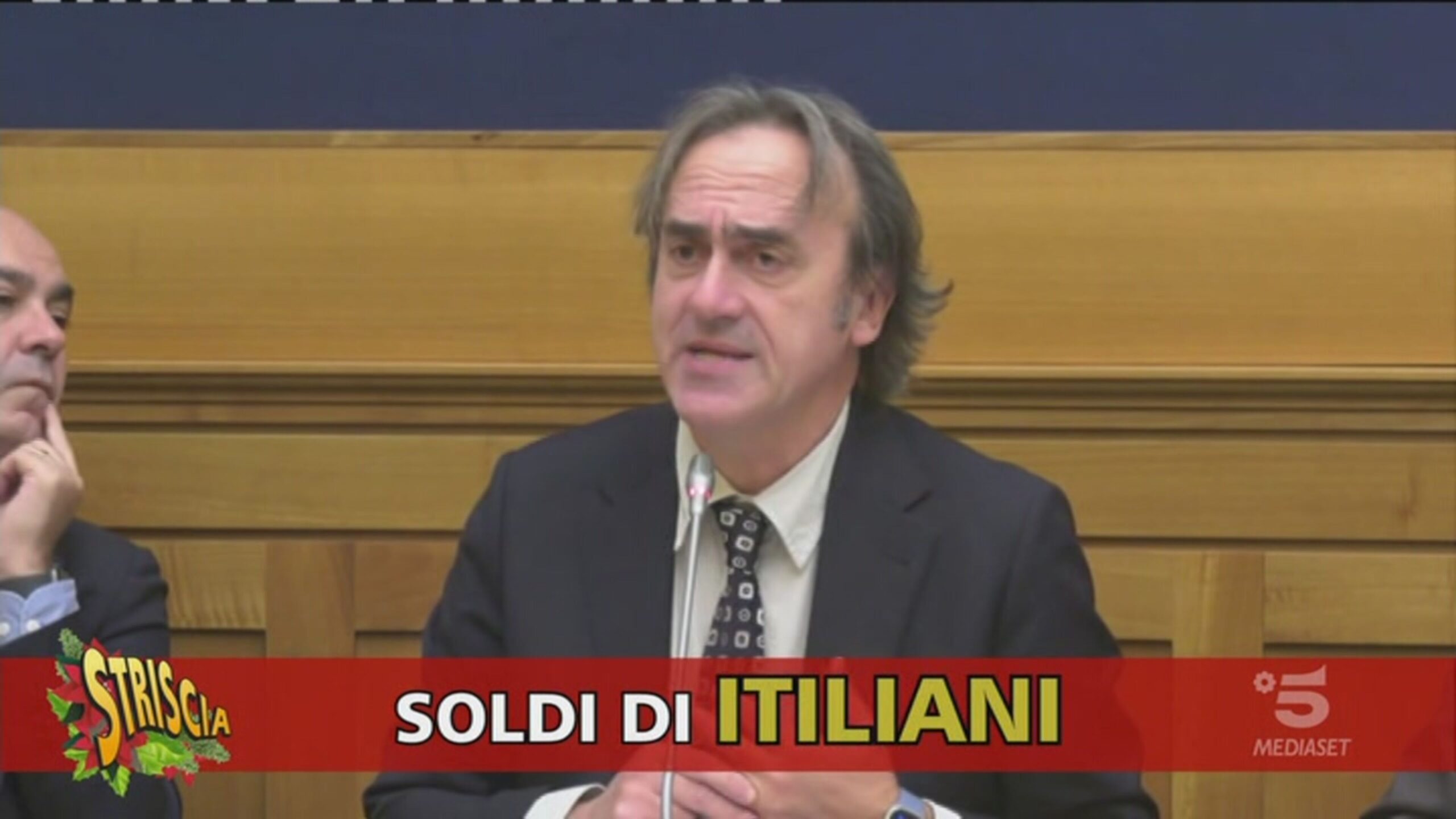 Bonelli come Zingaretti: tutto una gaffe - Striscia la notizia