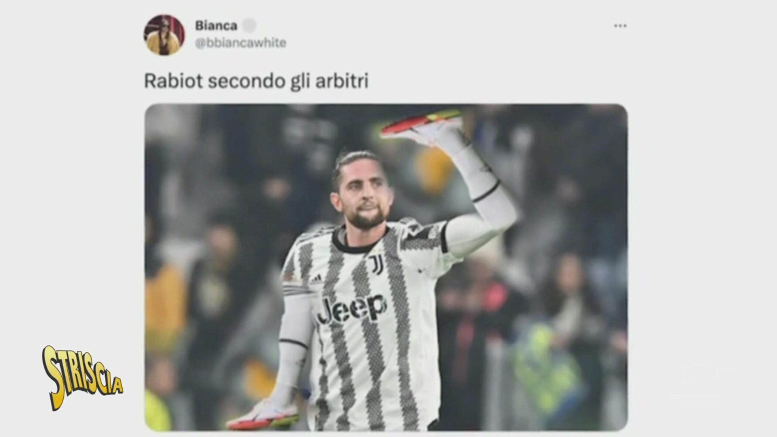 Rabiot come la Venere di Milo, per il Var è senza braccia - Striscia la notizia