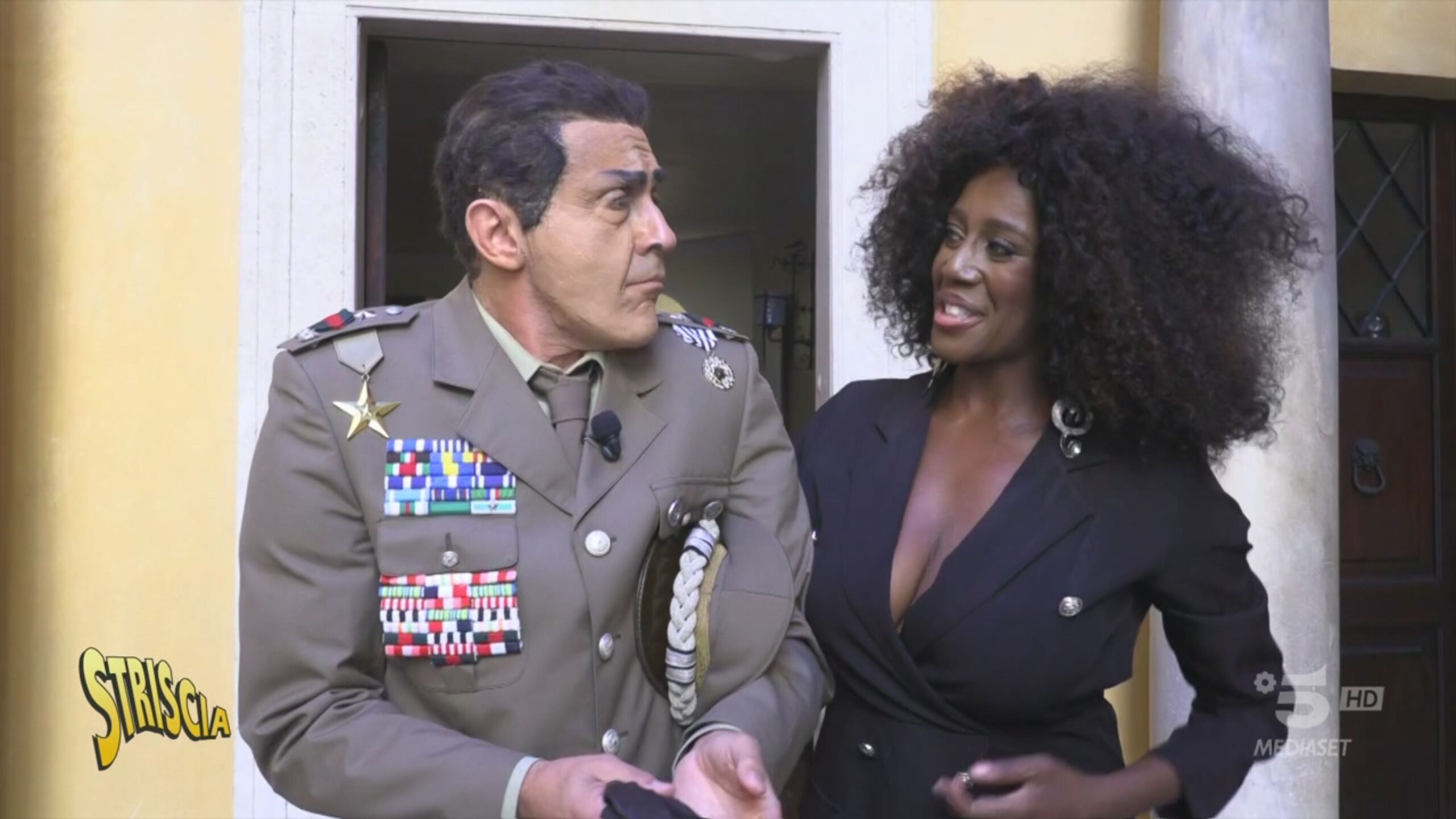 Sylvie Lubamba debutta accanto a “Vanna Tuttapanna”, il Vannacci di ...