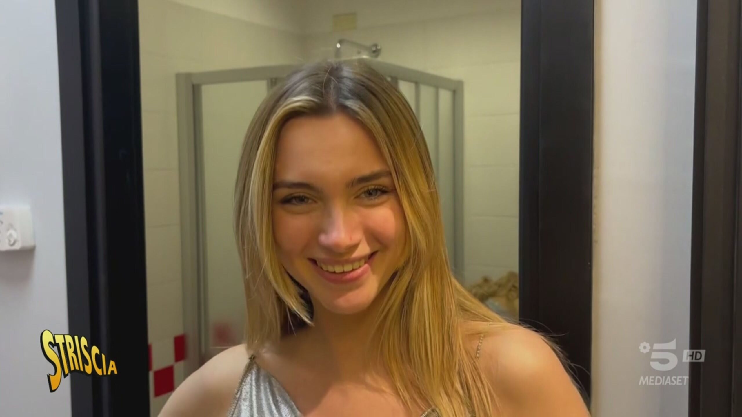 Il video del backstage dell’aspirante Velina Simona Frascaria ...