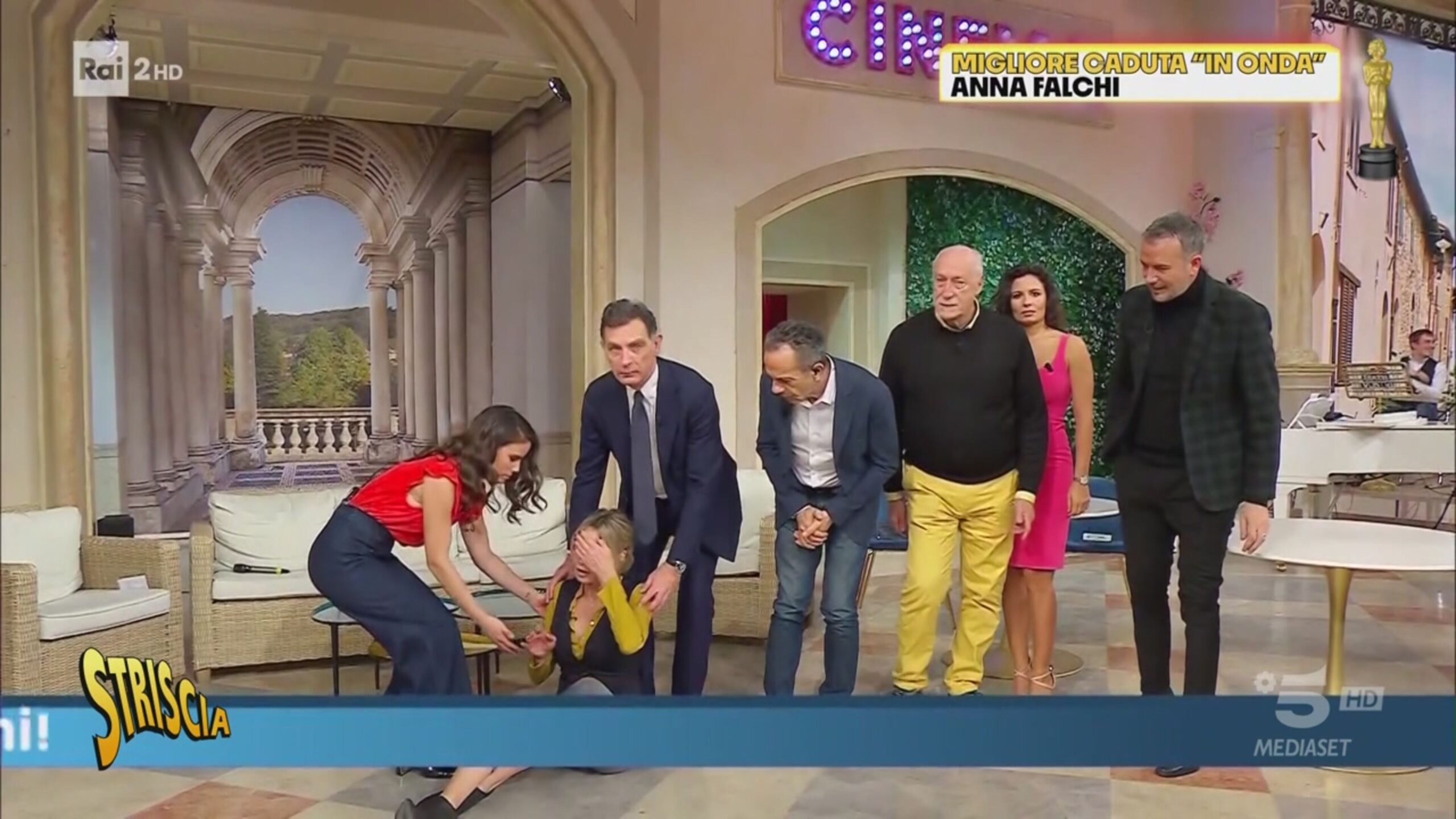 Trump, Fabio Caressa e Anna Falchi si prendono la scena degli “Oscar ...