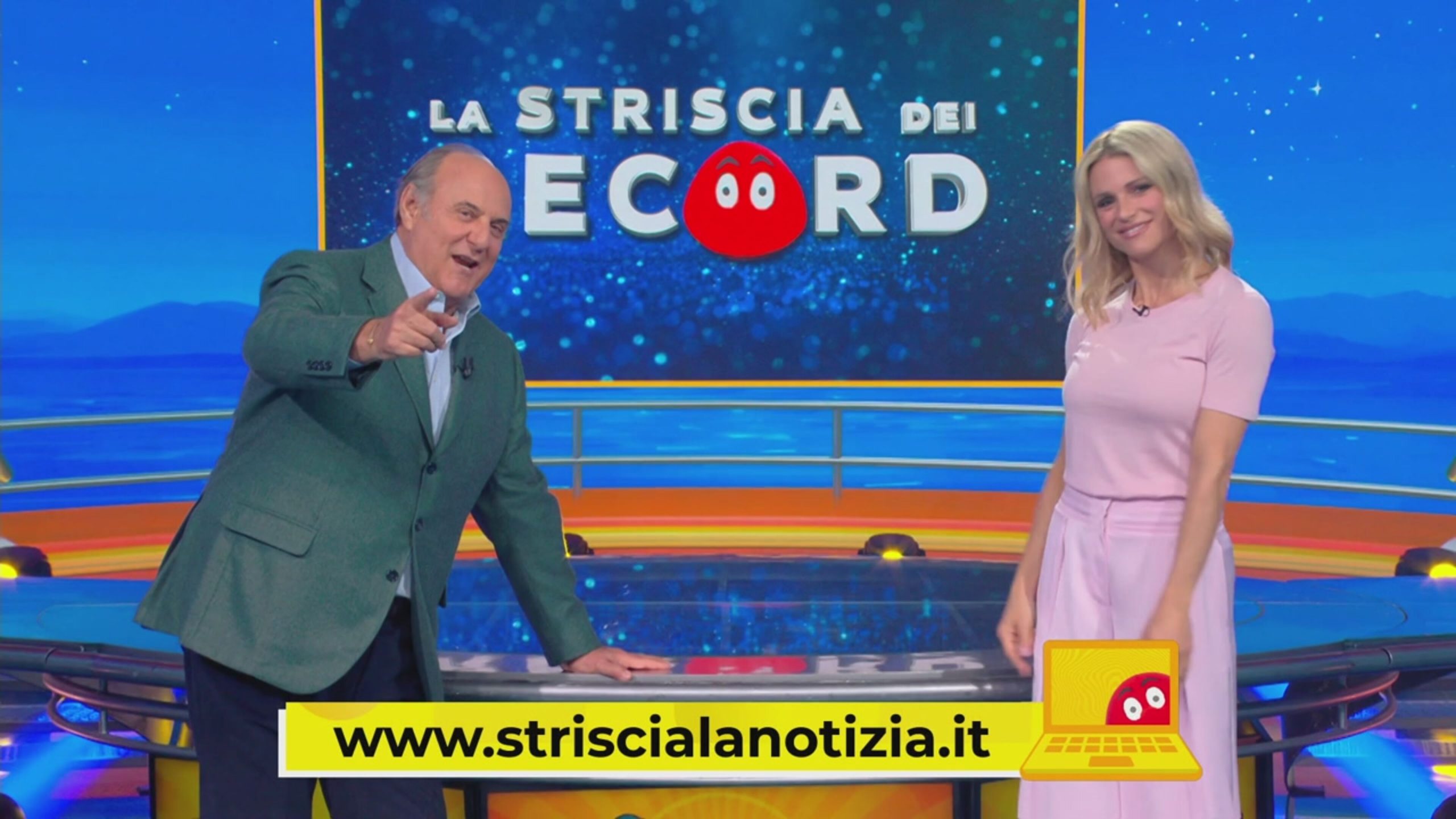 La Striscia dei record prosegue tra canzoni e musica - Striscia la notizia