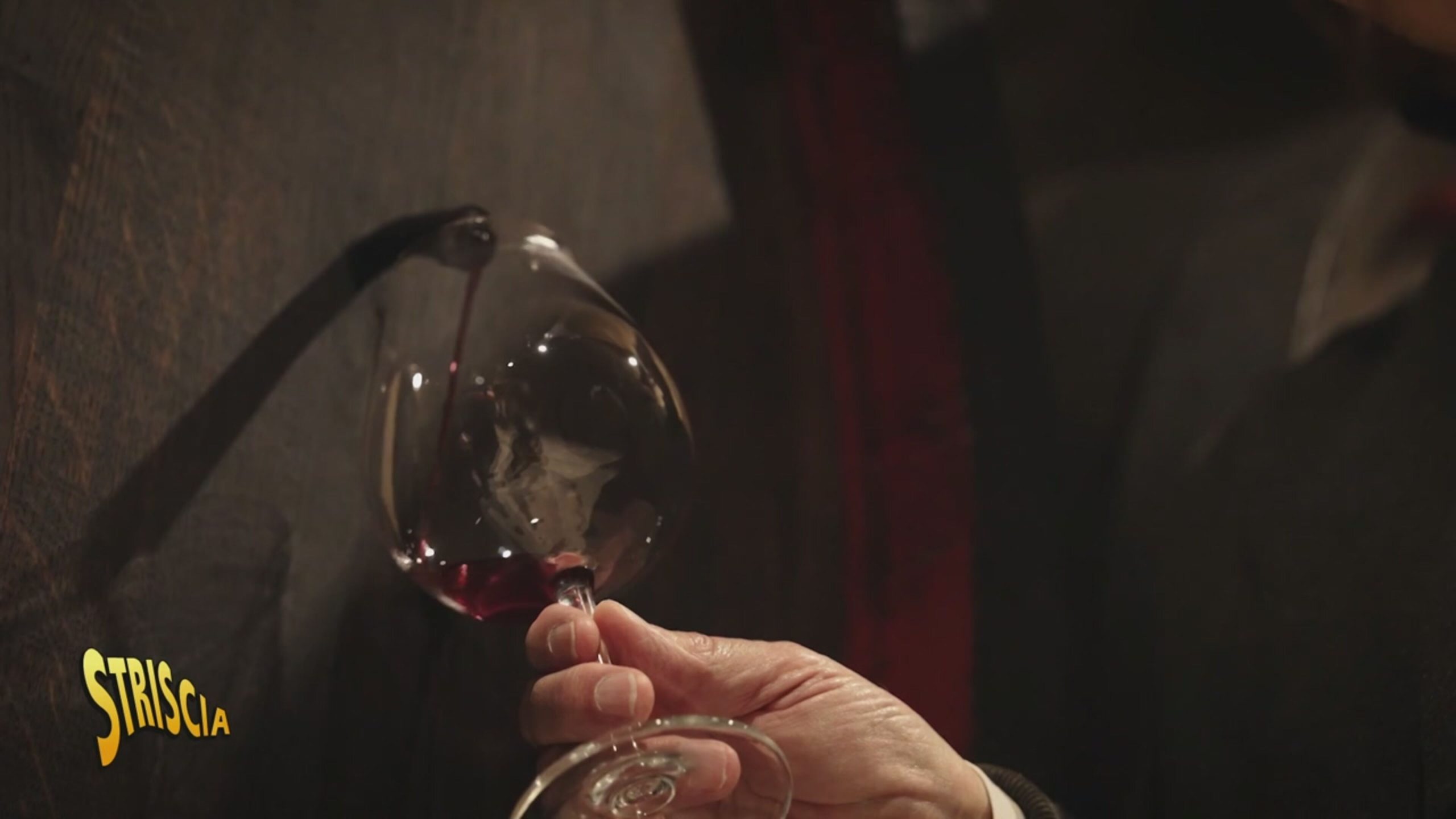 Davide Rampello e il “Dolcetto” delle origini - Striscia la notizia