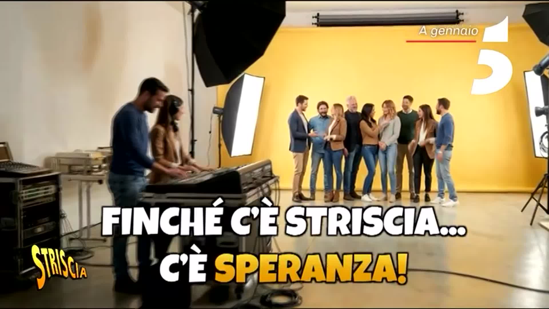Striscia la notizia torna a gennaio al fianco dei cittadini. Inviate le ...